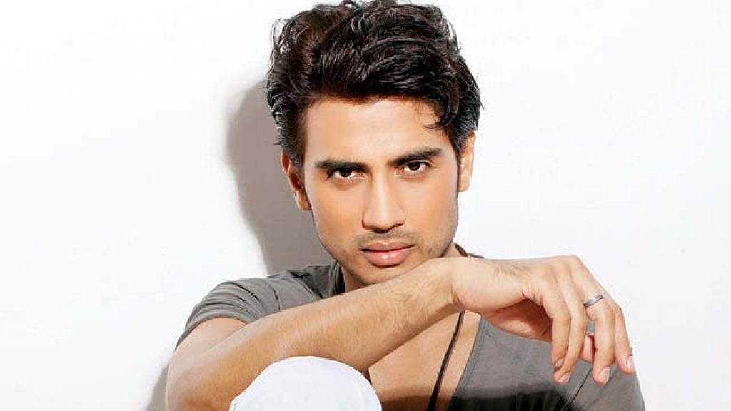 Shiv Pandit - Biography, Height & Life Story | Super Stars Bio