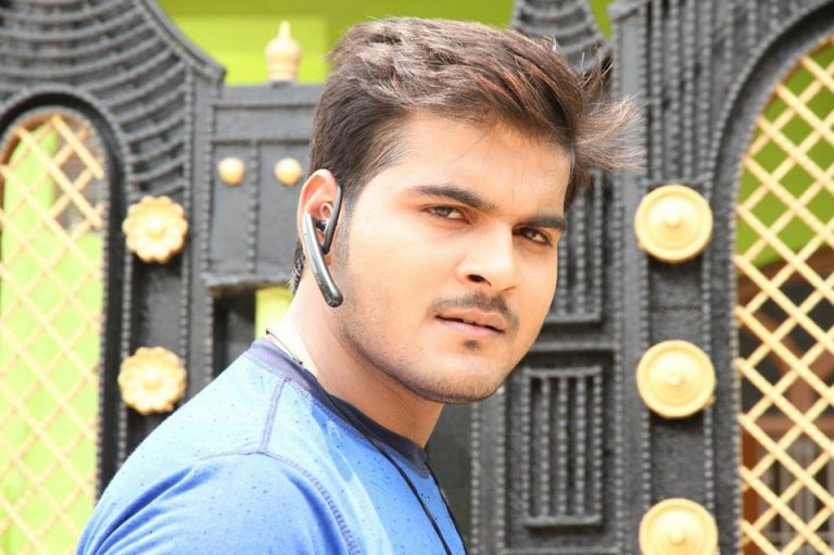 Arvind Akela ‘Kallu’ - Biography, Height & Life Story | Super Stars Bio