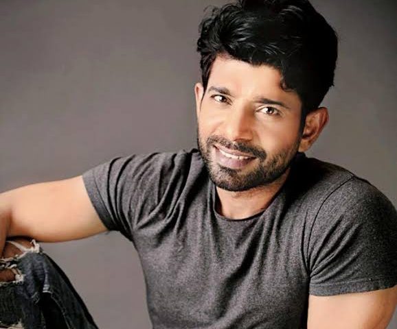 Vineet Kumar Singh - Biography, Height & Life Story | Super Stars Bio