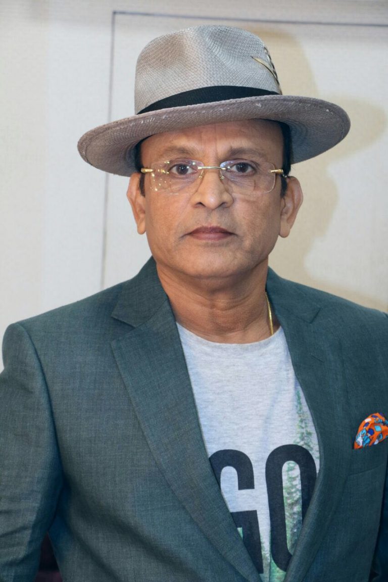 Annu Kapoor - Biography, Height & Life Story | Super Stars Bio