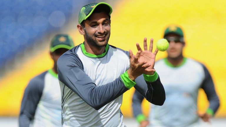 Shoaib Malik - Biography, Height & Life Story | Super Stars Bio