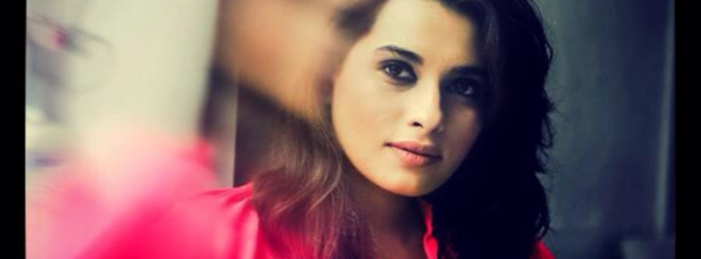 Shraddha Pandit - Biography, Height & Life Story | Super Stars Bio