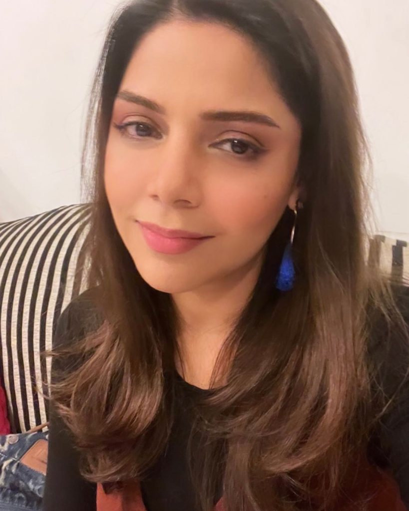Hadiqa Kiani - Biography, Height & Life Story | Super Stars Bio