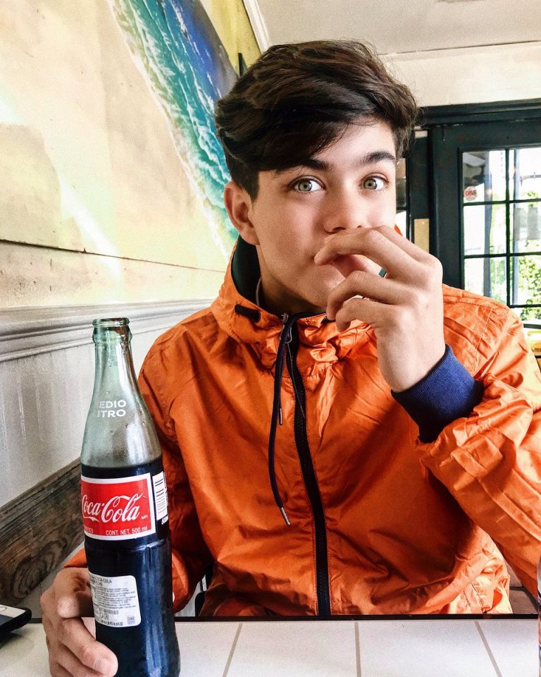 Jay Ulloa - Biography, Height & Life Story | Super Stars Bio