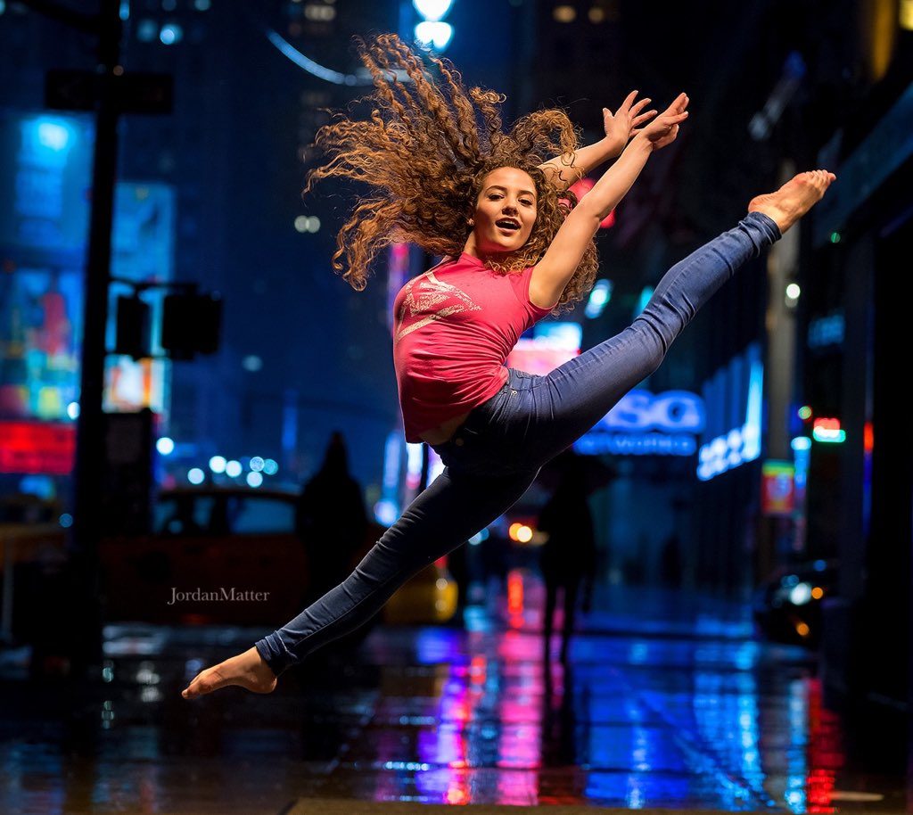 Sofie Dossi - Biography, Height & Life Story | Super Stars Bio