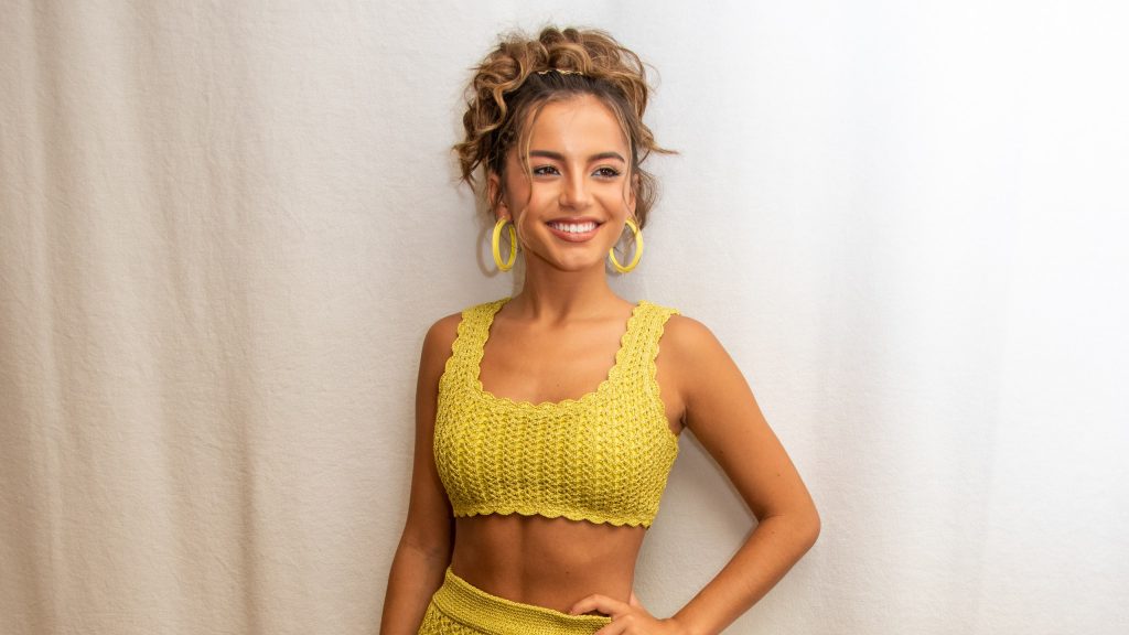 Isabela Moner - Biography, Height & Life Story | Super Stars Bio