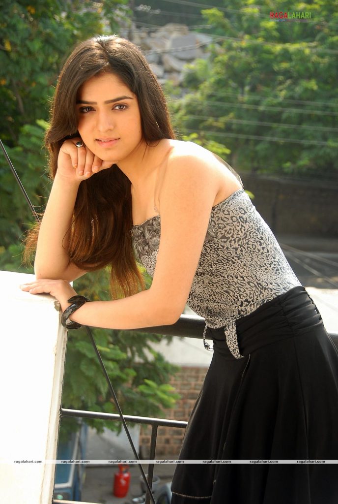 Shefali Sharma - Biography, Height & Life Story | Super Stars Bio