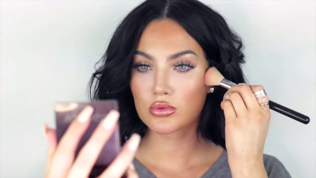 Natalie Halcro - Biography, Height & Life Story | Super Stars Bio
