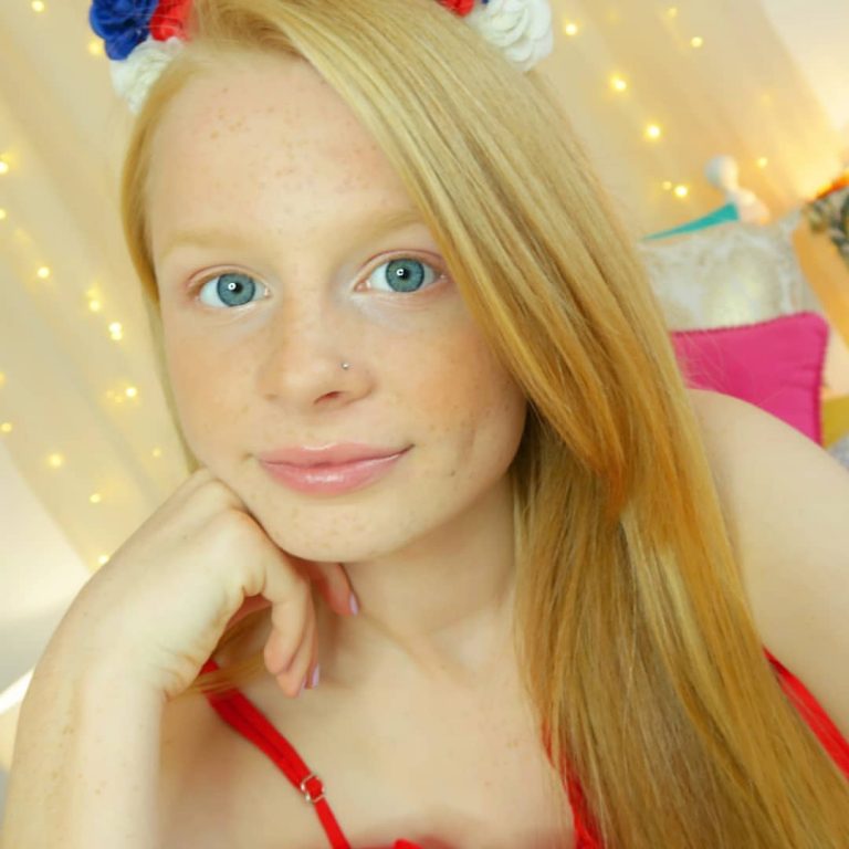 Mia Fizz - Biography, Height & Life Story | Super Stars Bio