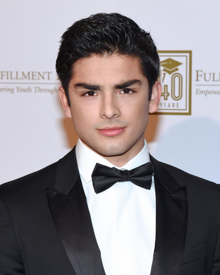 Diego Tinoco - Biography, Height & Life Story | Super Stars Bio