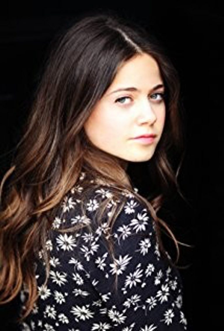 Molly Gordon - Biography, Height & Life Story | Super Stars Bio