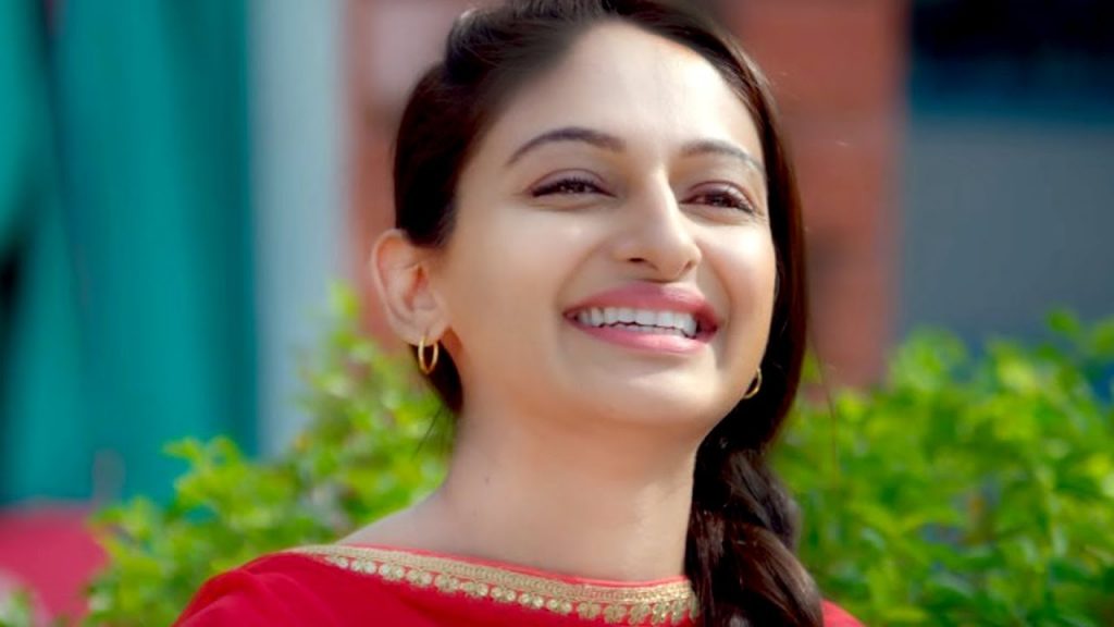 Rubina Bajwa - Biography, Height & Life Story | Super Stars Bio