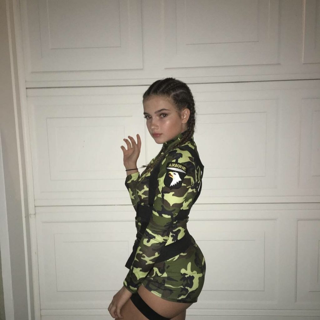 Alexis Burnett - Biography, Height & Life Story | Super Stars Bio