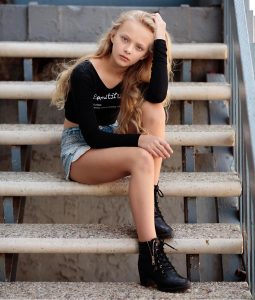 Amiah Miller - Biography, Height & Life Story | Super Stars Bio