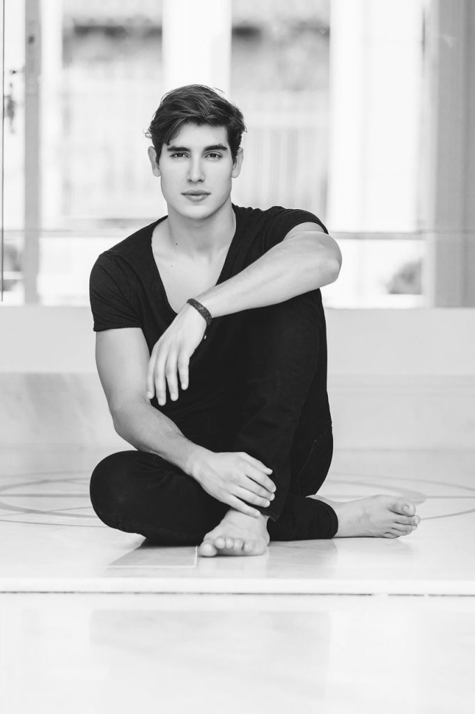Henry Zaga - Biography, Height & Life Story | Super Stars Bio