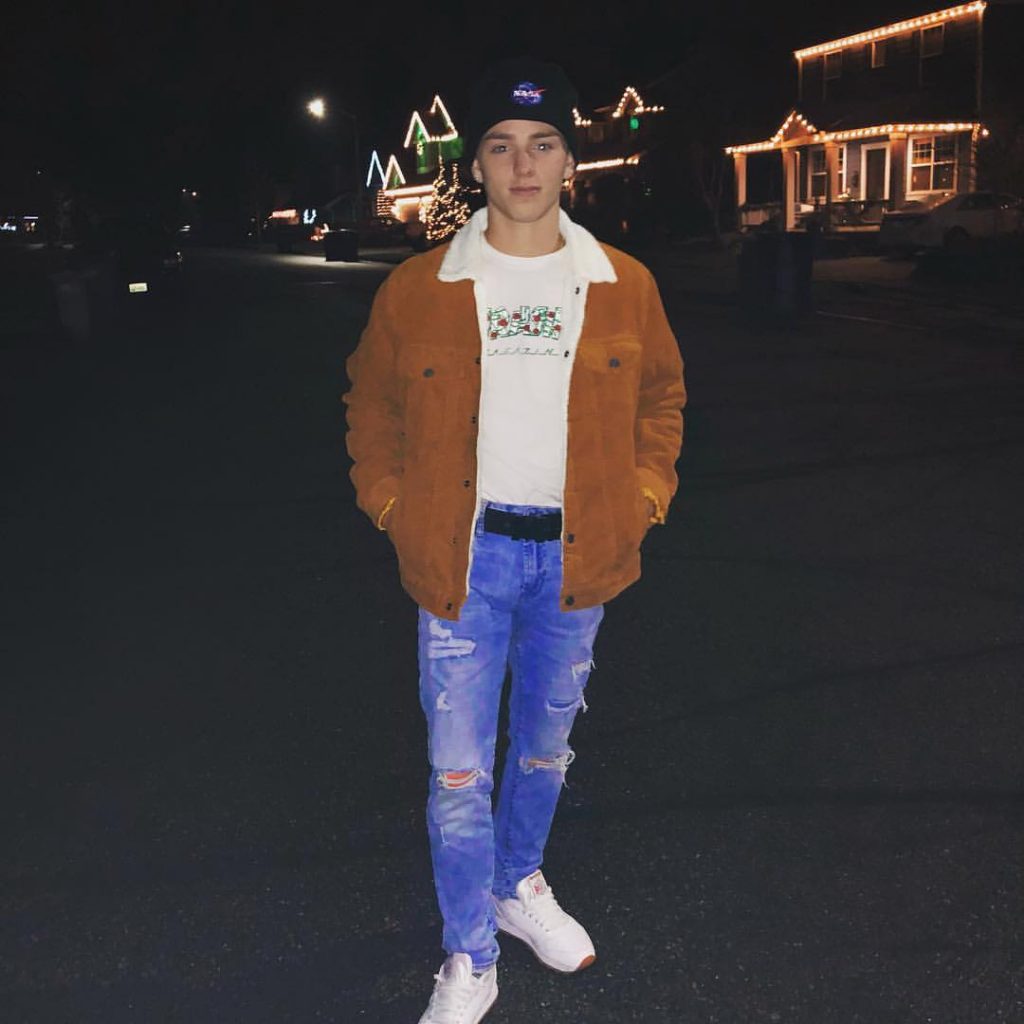 Jojo Tua - Biography, Height & Life Story | Super Stars Bio