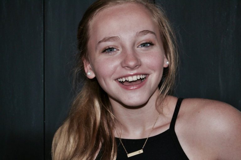 Madison Wolfe - Biography, Height & Life Story | Super Stars Bio