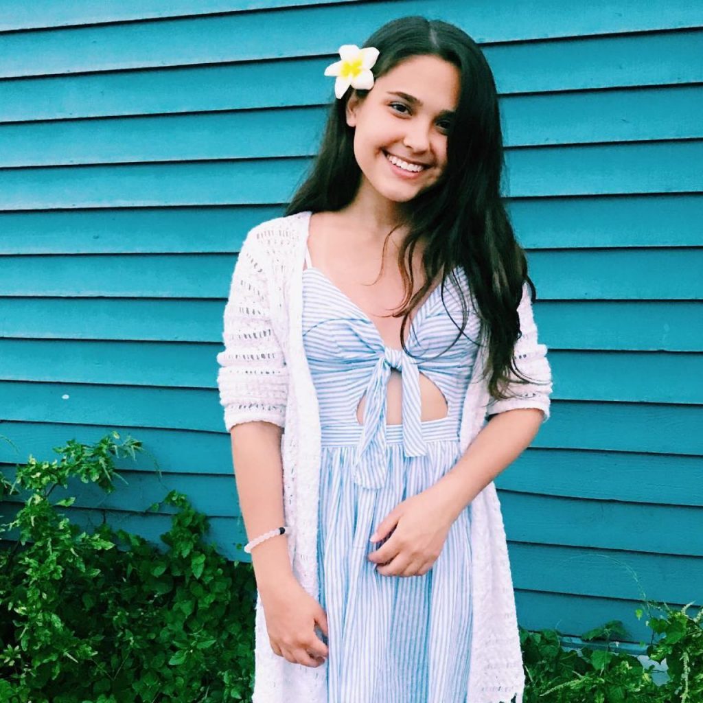 Molly Jackson - Biography, Height & Life Story | Super Stars Bio