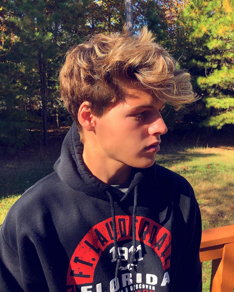 Sam Dezz - Biography, Height & Life Story | Super Stars Bio