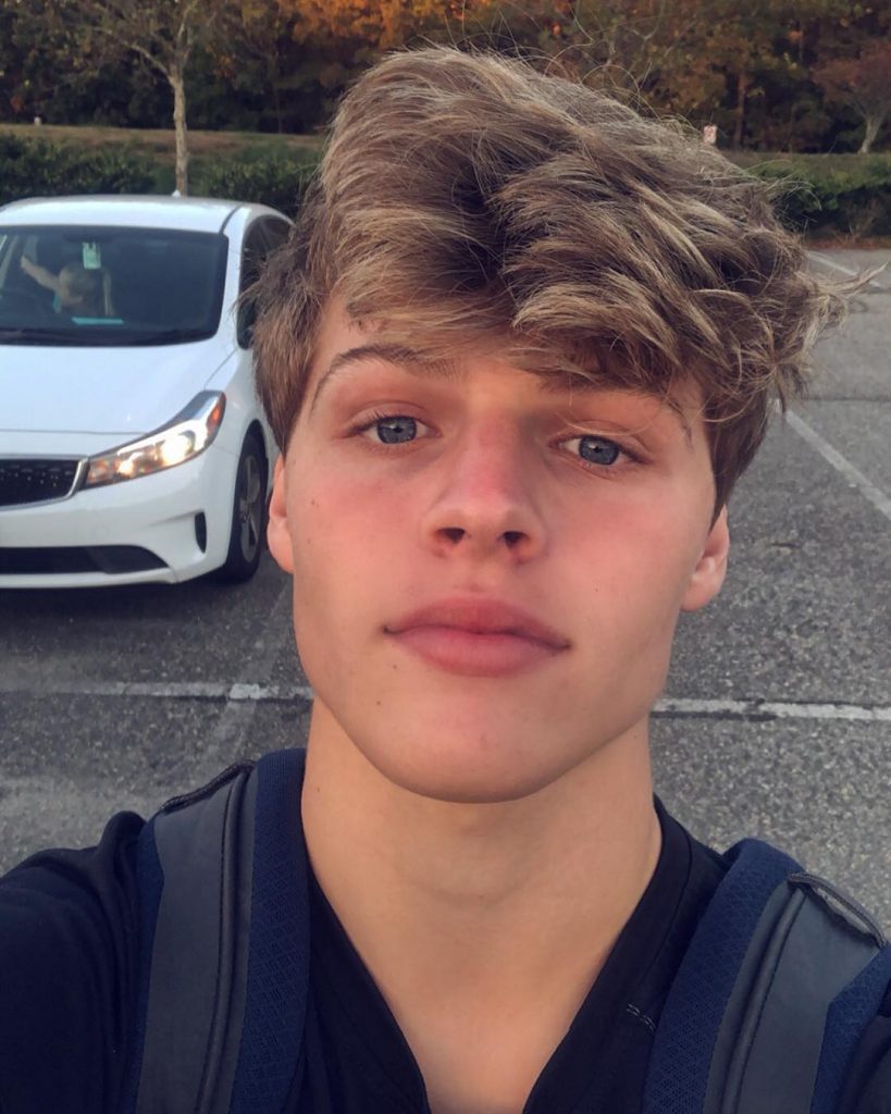 Sam Dezz - Biography, Height & Life Story | Super Stars Bio