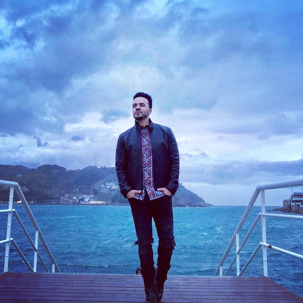 Luis Fonsi - Biography, Height & Life Story | Super Stars Bio