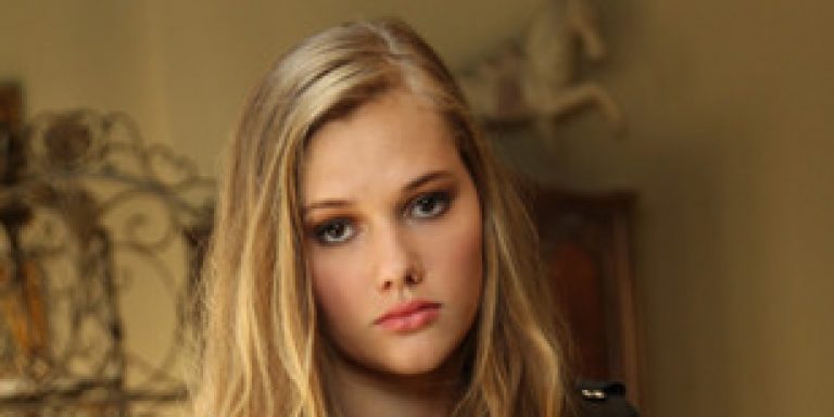 Karis Cameron - Biography, Height & Life Story | Super Stars Bio