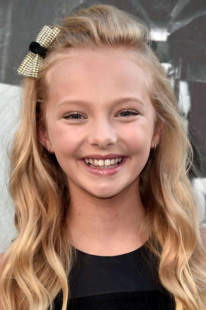 Amiah Miller - Biography, Height & Life Story | Super Stars Bio