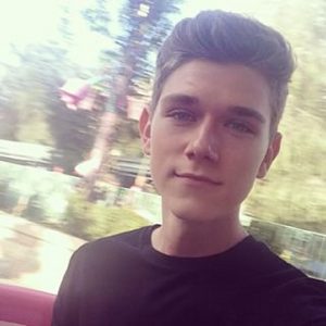 Devan Key - Biography, Height & Life Story | Super Stars Bio