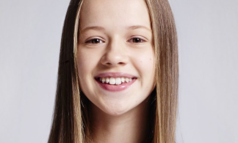 Holly Barrett - Biography, Height & Life Story | Super Stars Bio