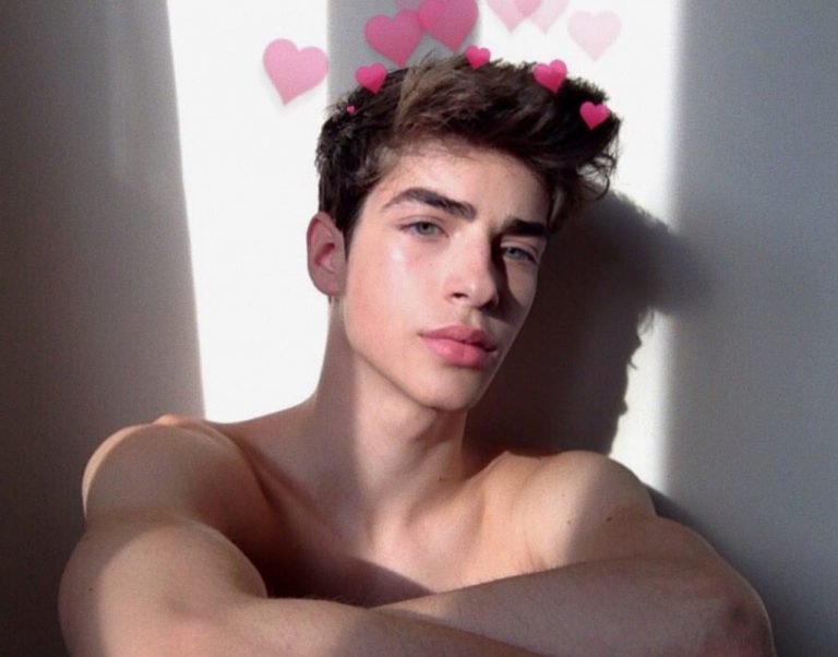 Manu Rios - Biography, Height & Life Story | Super Stars Bio