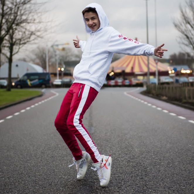 Zac Vran - Biography, Height & Life Story | Super Stars Bio