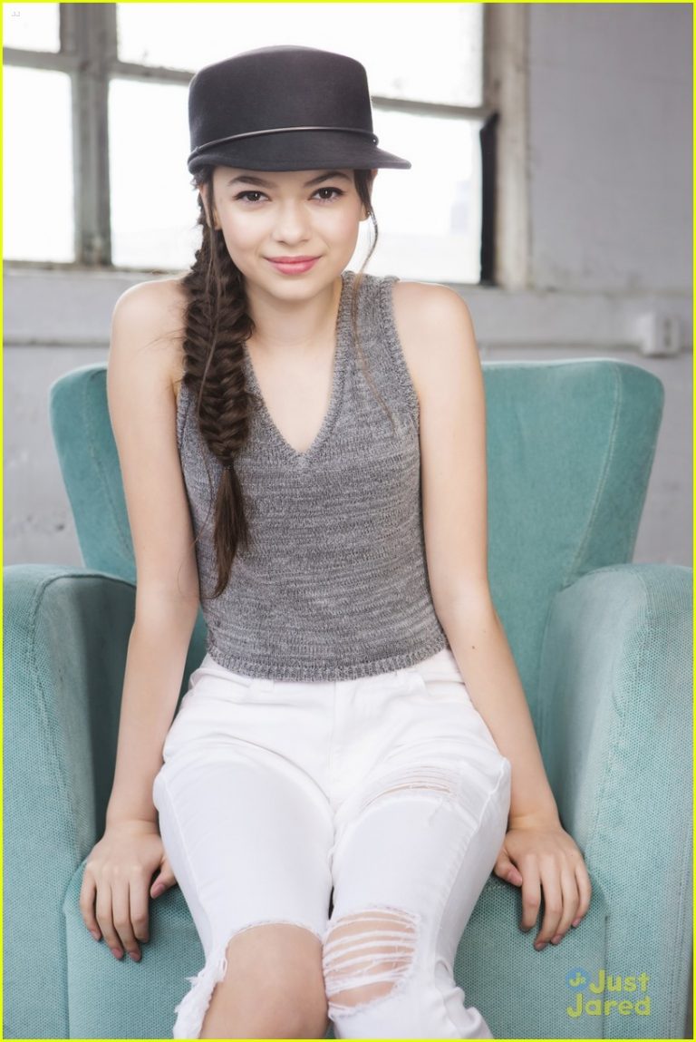 Nikki Hahn - Biography, Height & Life Story | Super Stars Bio