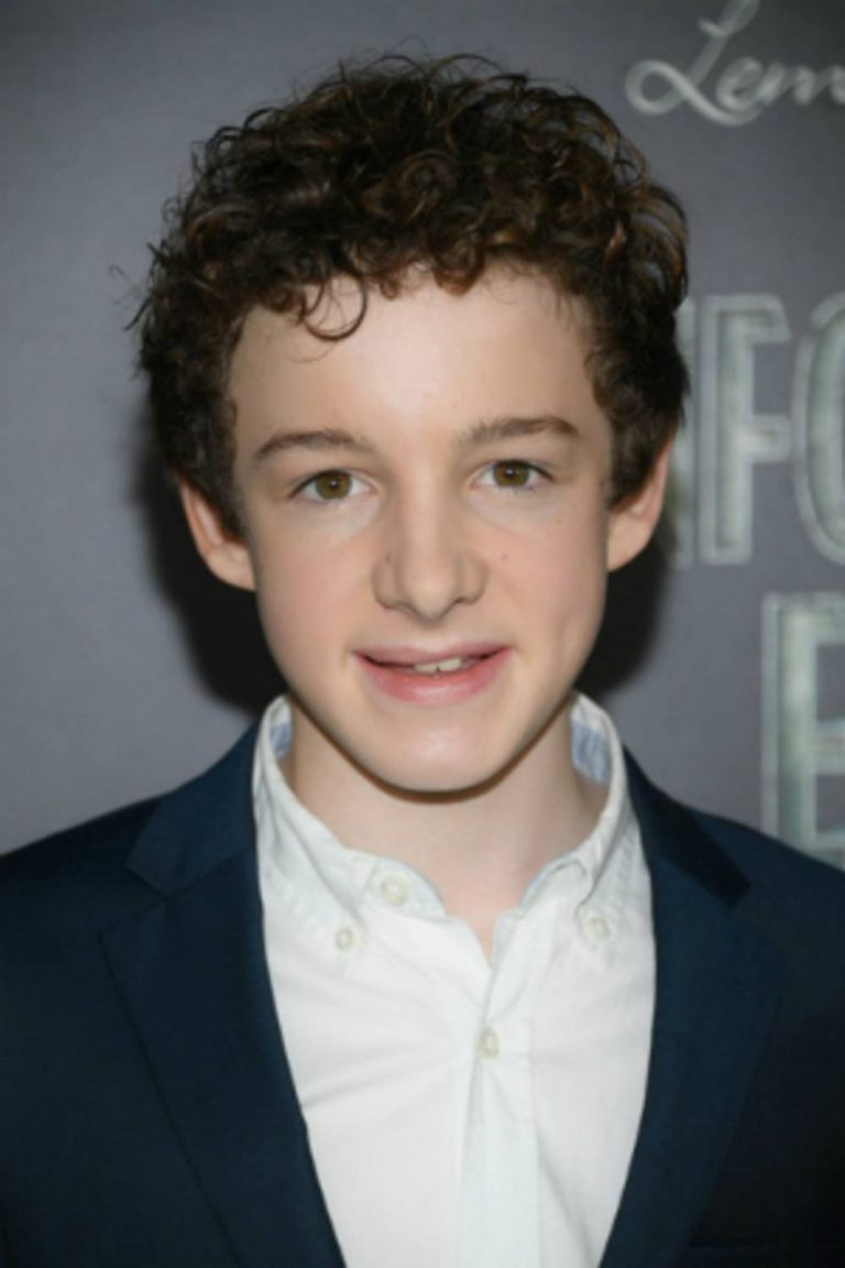 Louis Hynes - Biography, Height & Life Story | Super Stars Bio