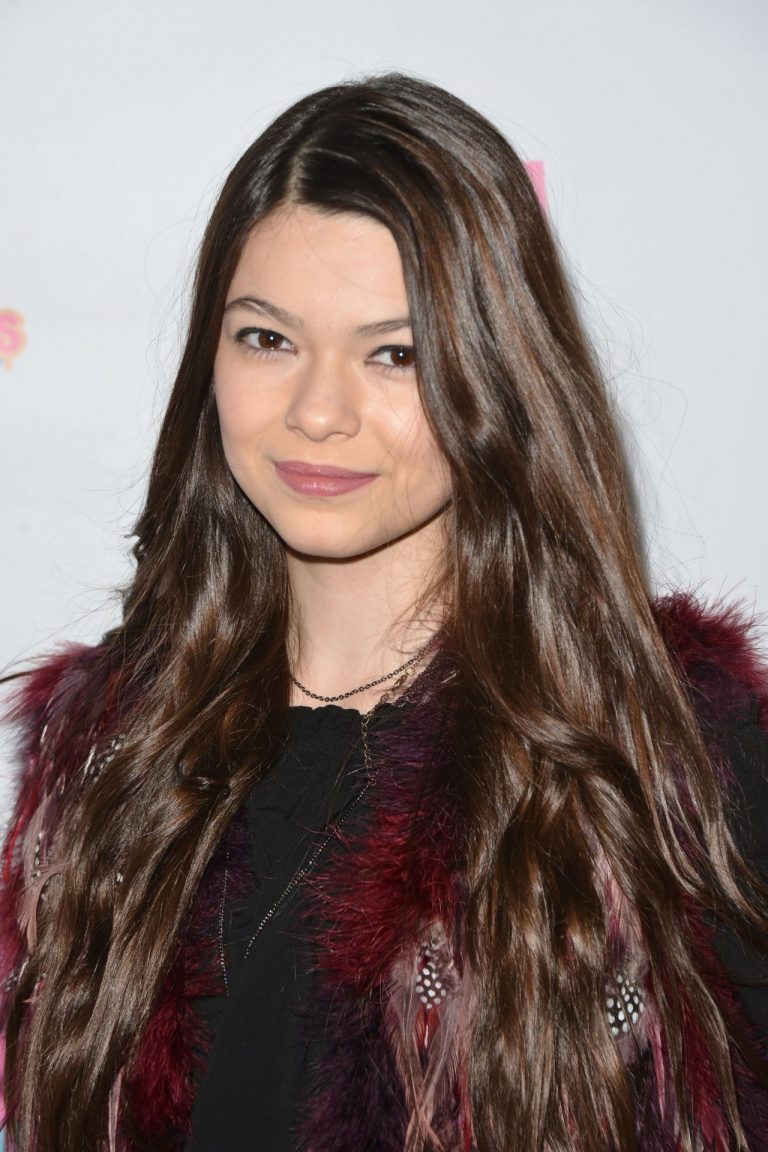 Nikki Hahn - Biography, Height & Life Story | Super Stars Bio