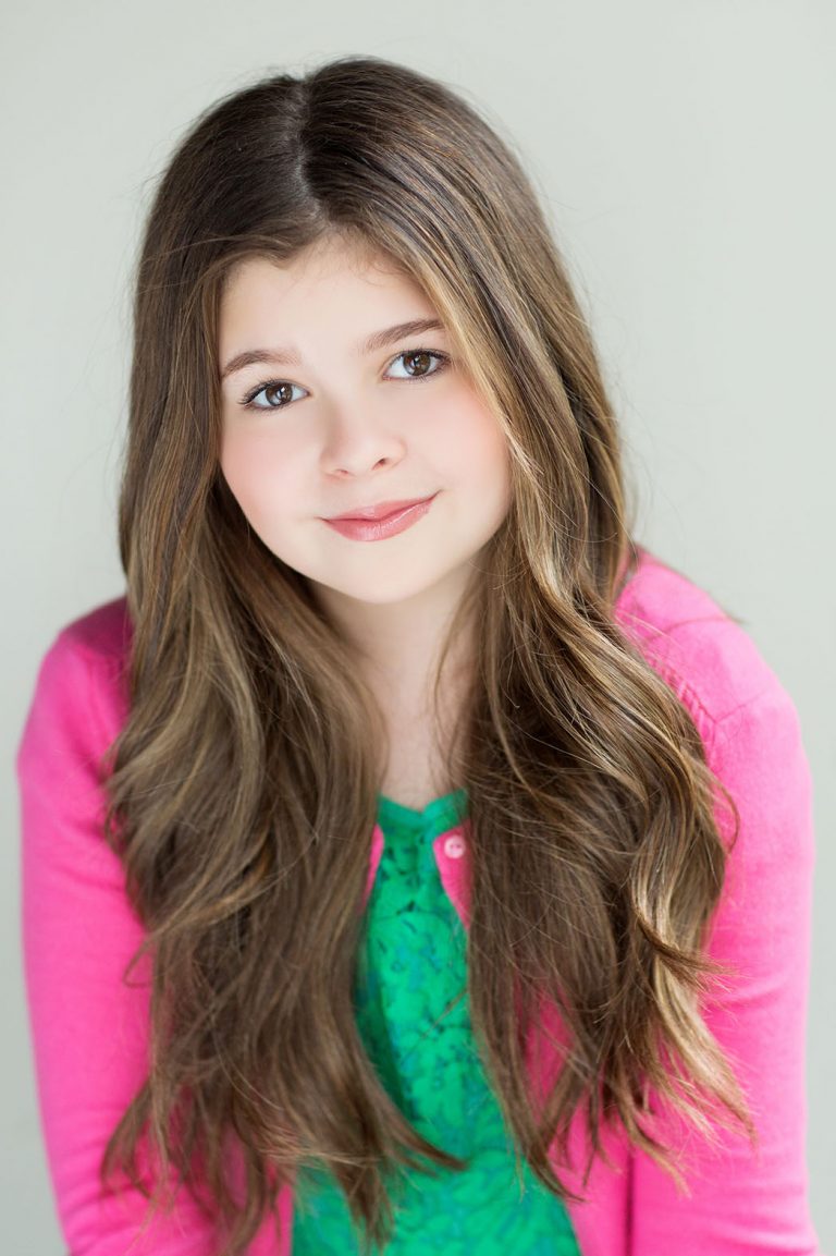 Addison Riecke - Biography, Height & Life Story | Super Stars Bio