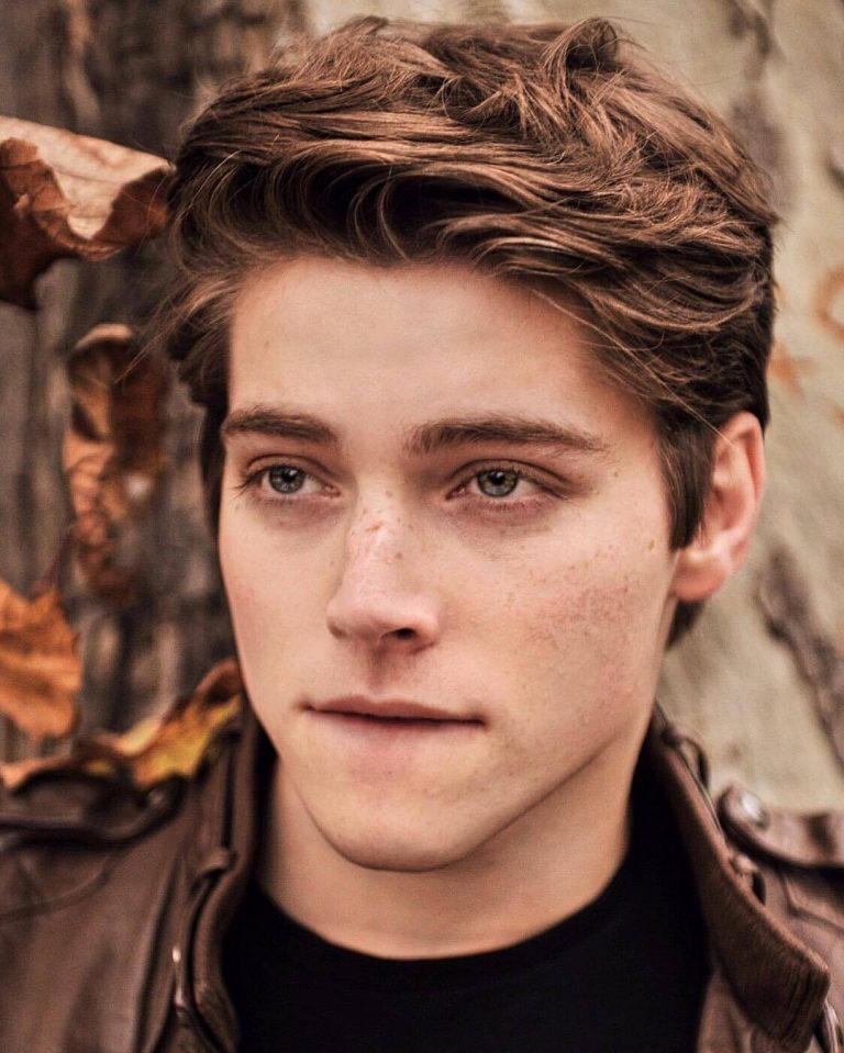 Froy Gutierrez - Biography, Height & Life Story | Super Stars Bio