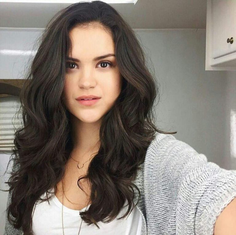 Victoria Moroles - Biography, Height & Life Story | Super Stars Bio