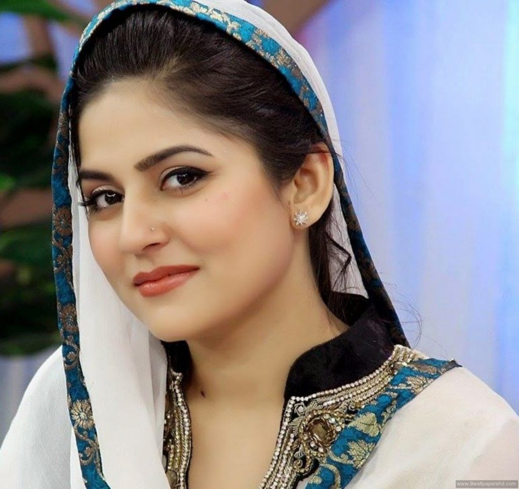 Sanam Baloch - Biography, Height & Life Story | Super Stars Bio