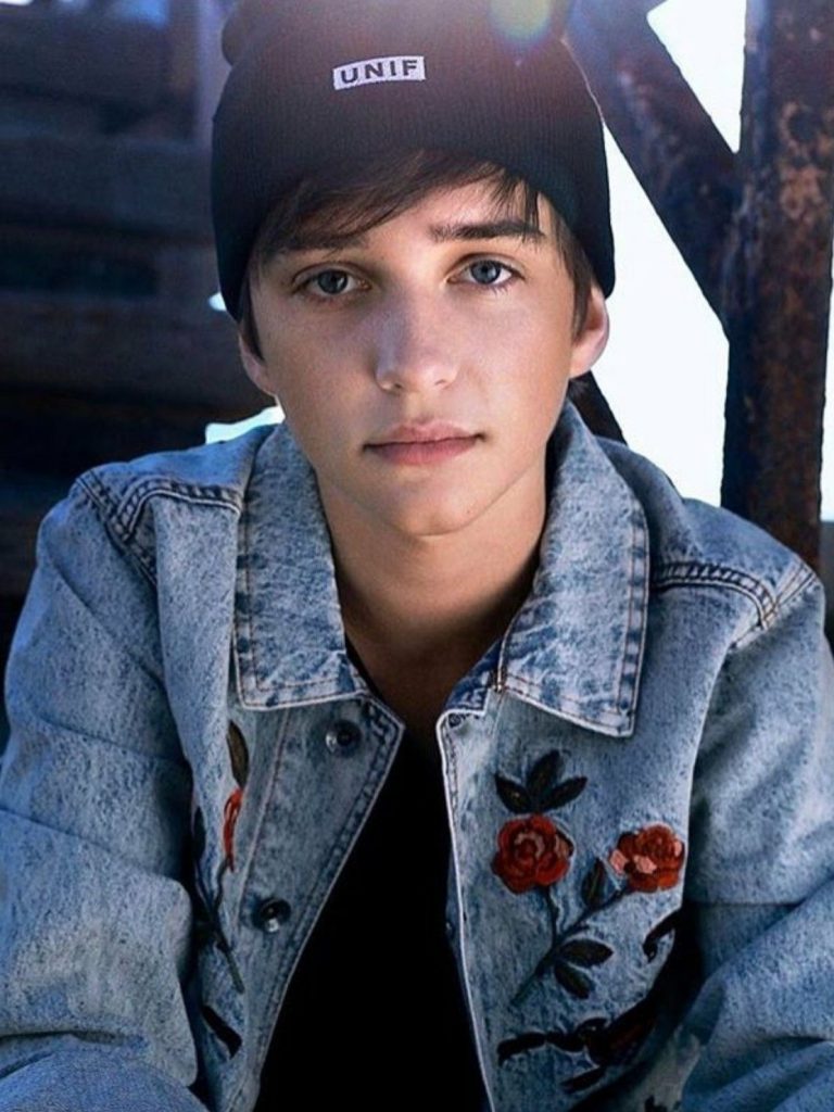 Michael Campion - Biography, Height & Life Story | Super Stars Bio
