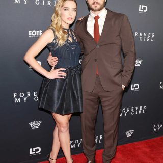 Jessica Rothe - Biography, Height & Life Story | Super Stars Bio