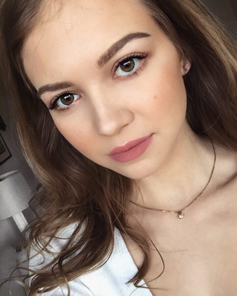 Abby Ross - Biography, Height & Life Story | Super Stars Bio