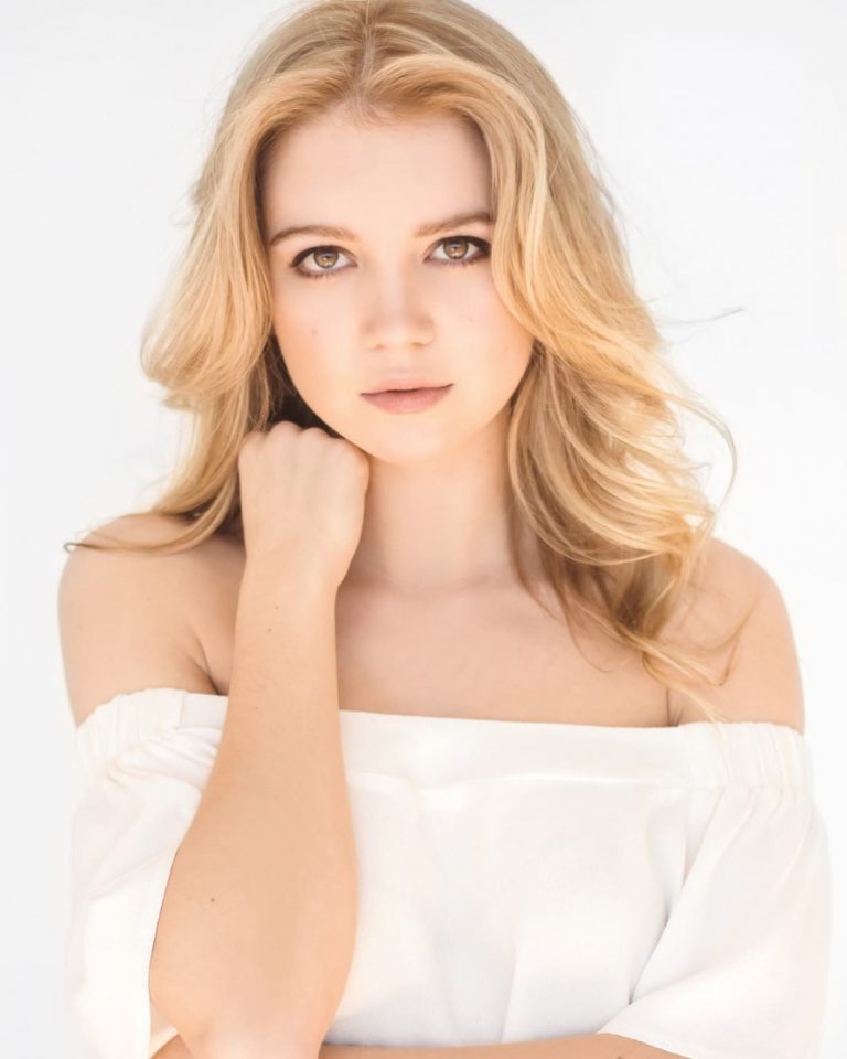 Abby Ross - Biography, Height & Life Story | Super Stars Bio