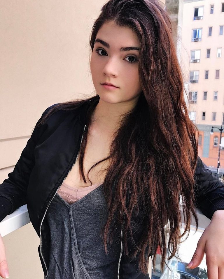 April Brinson - Biography, Height & Life Story | Super Stars Bio