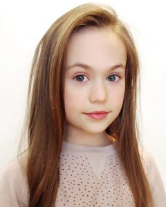 Ella Ballentine - Biography, Height & Life Story | Super Stars Bio