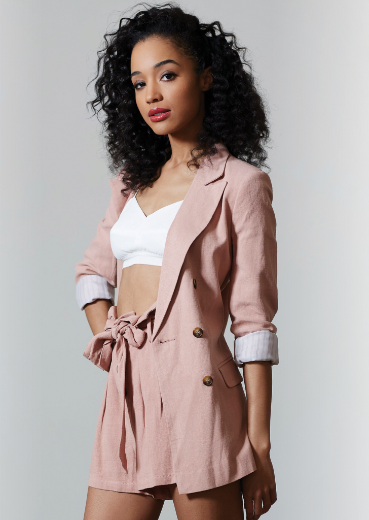 Erinn Westbrook - Biography, Height & Life Story | Super Stars Bio