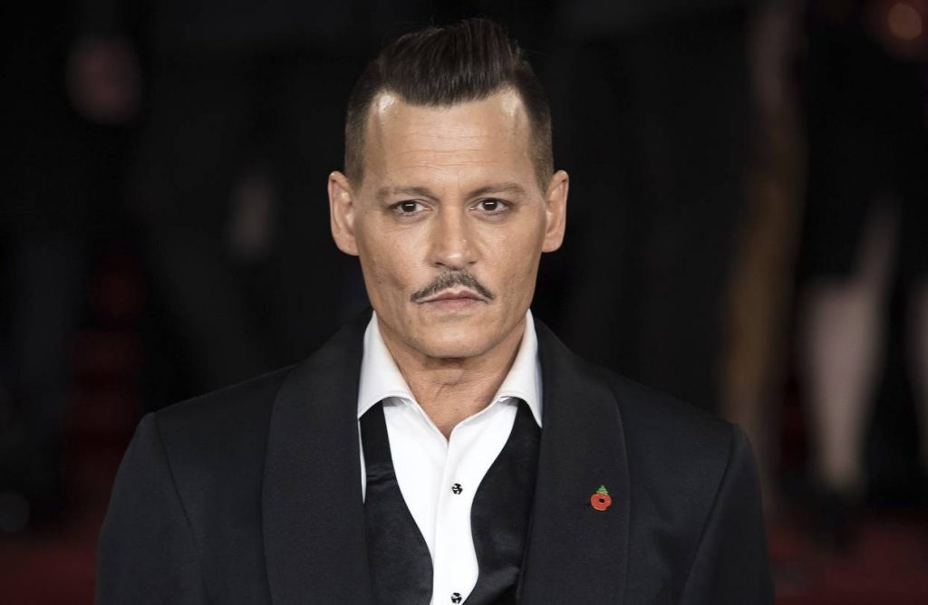 Johnny Depp - Biography, Height & Life Story | Super Stars Bio