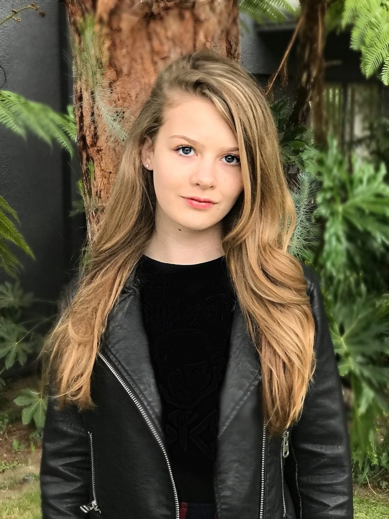 Kira McLean - Biography, Height & Life Story | Super Stars Bio