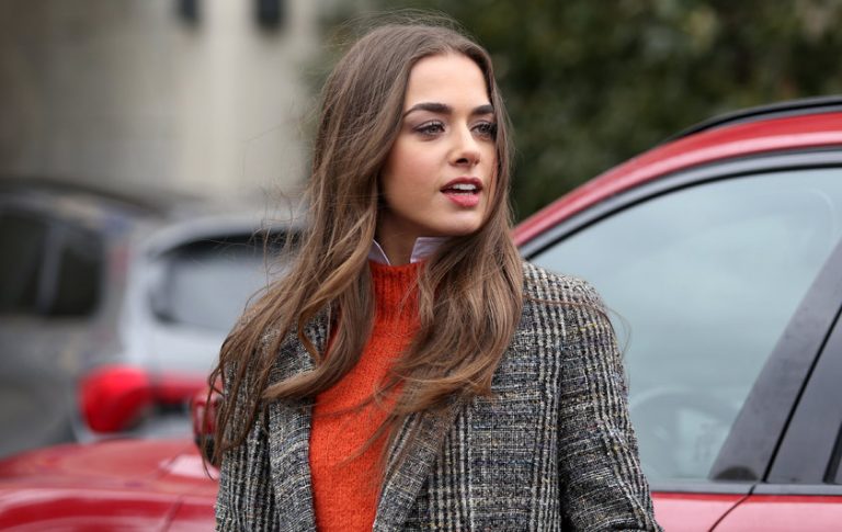 Bensu Soral - Biography, Height & Life Story | Super Stars Bio