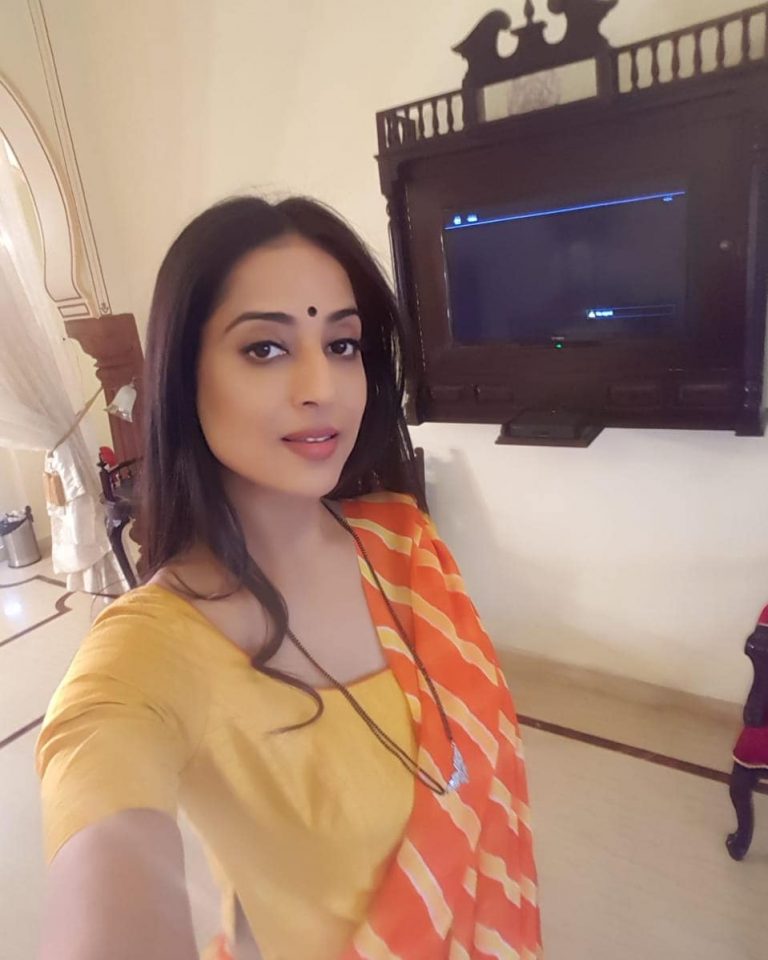 Mahi Gill - Biography, Height & Life Story | Super Stars Bio