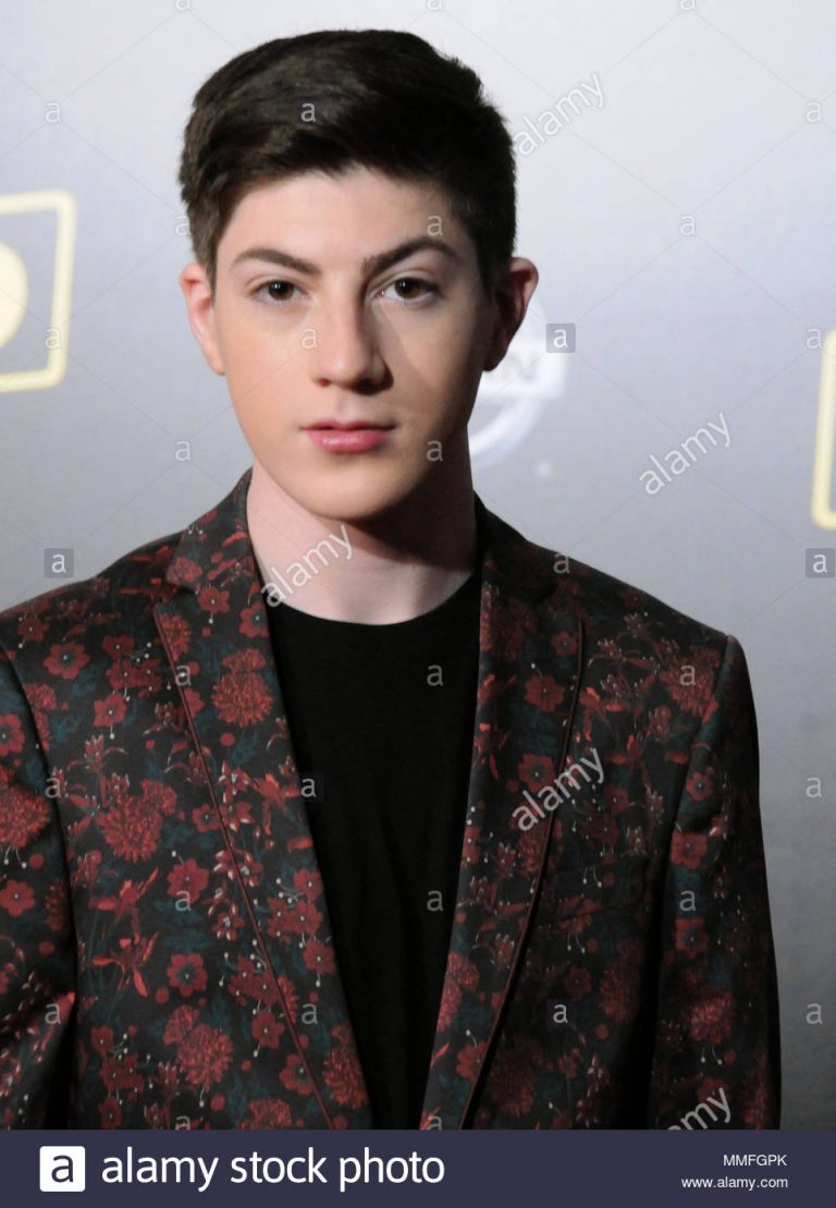 Mason Cook - Biography, Height & Life Story | Super Stars Bio